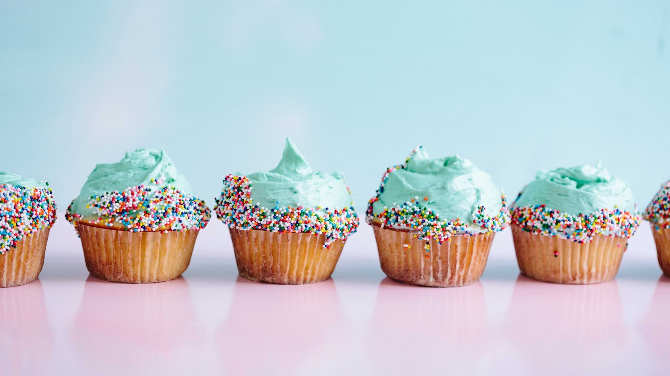 Have a Sweet Tooth? Here are 5 Tips to Calm Your Cravings - Healclub